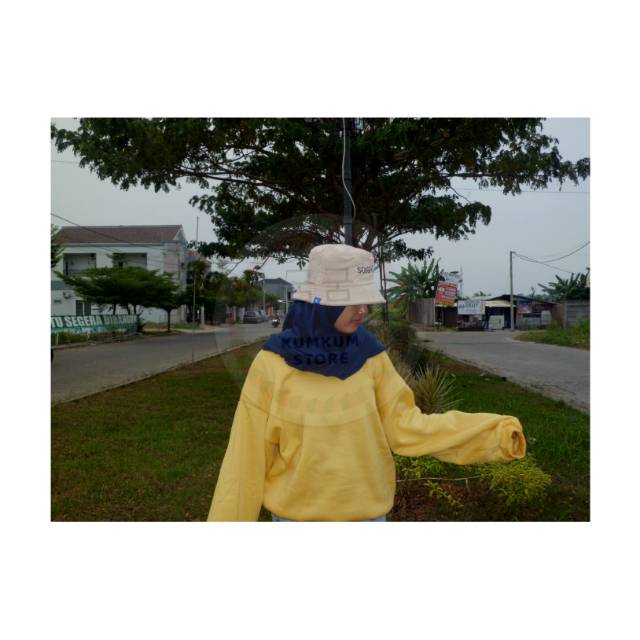 Jual SWEETER POLOS O-NECK UNISEX | Shopee Indonesia