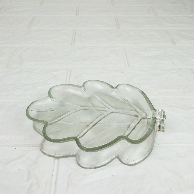 Jual piring kecil snack daun kaca aesthetic 14x11cm (114) | Shopee ...