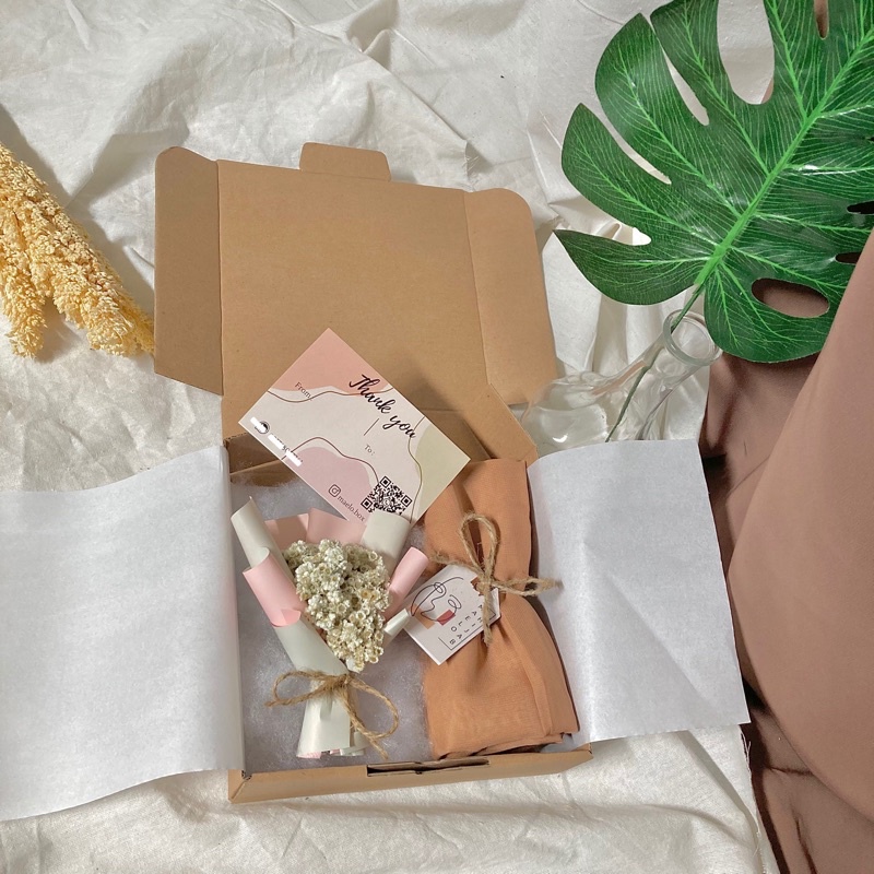 Jual box hampers lucu /box aesthetic /hampers /box murah/gift box ...