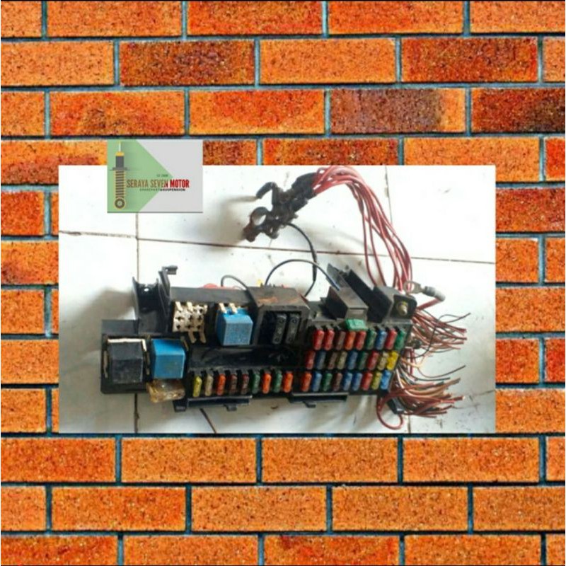 Jual box sekering sekring copotan mercedes benz w168 original garansi ...
