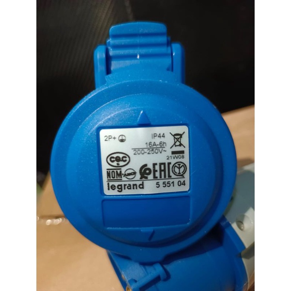 Jual Promo!! Soket Plug Legrand 3pin Mobile 16A 1SET | Shopee Indonesia