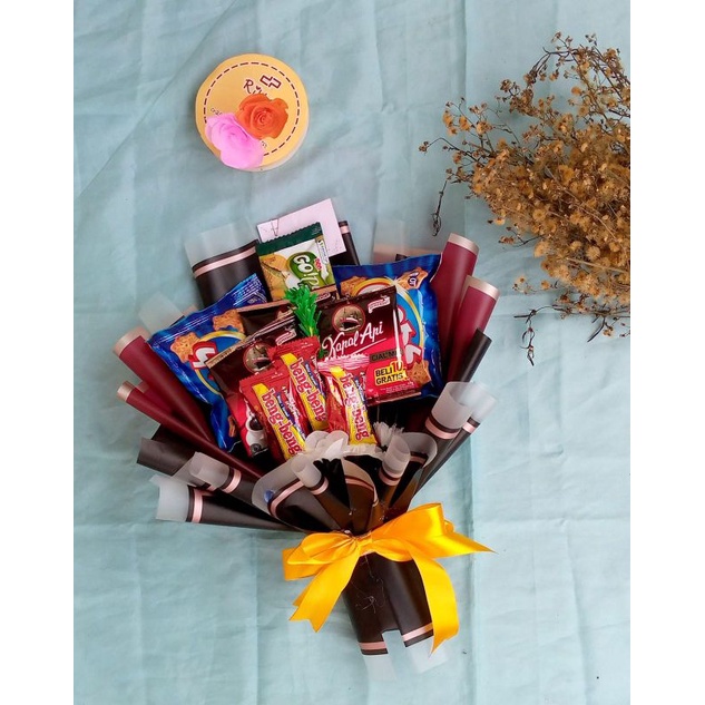 Jual Bucket snack mix coklat dan kopi / bucket Snack murah gift wisuda ...