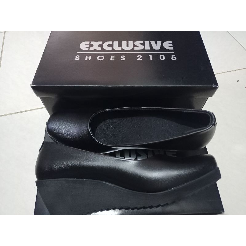 Jual Sepatu Exclusive PERSIT/BHAYANGKARI/PIA/JALASENASTRI sol karet ...