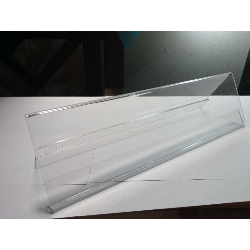 Jual acrylic name tag holder segitiga, 2 sisi | Shopee Indonesia