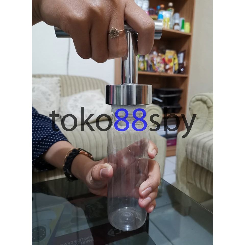 Jual Botol Plastik / Alat Bantu Tutup Botol / Penutup Botol / Mesin ...