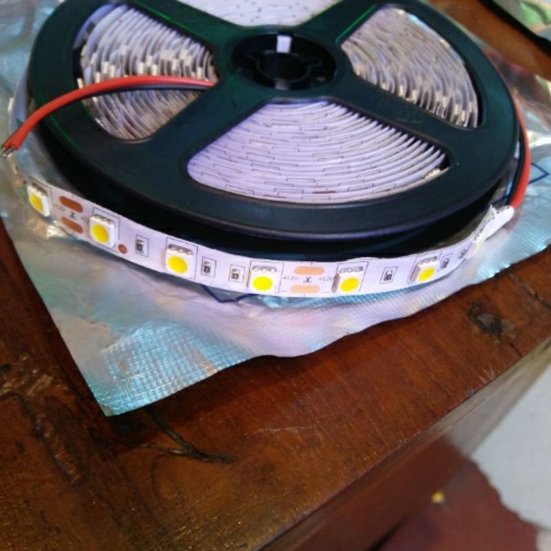 Jual LAMPU LED STRIP 5050 MATA BESAR 5 METER | Shopee Indonesia