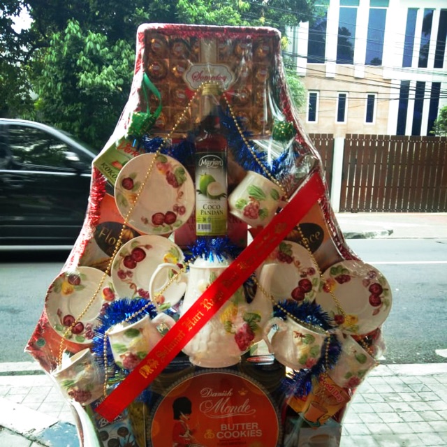 Jual Parcel tea set dan kue | Shopee Indonesia