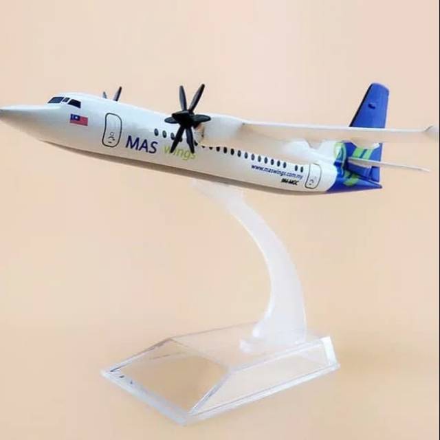 Jual Miniatur Diecast Pajangan Pesawat Terbang Fokker 50 Mas Wings ...