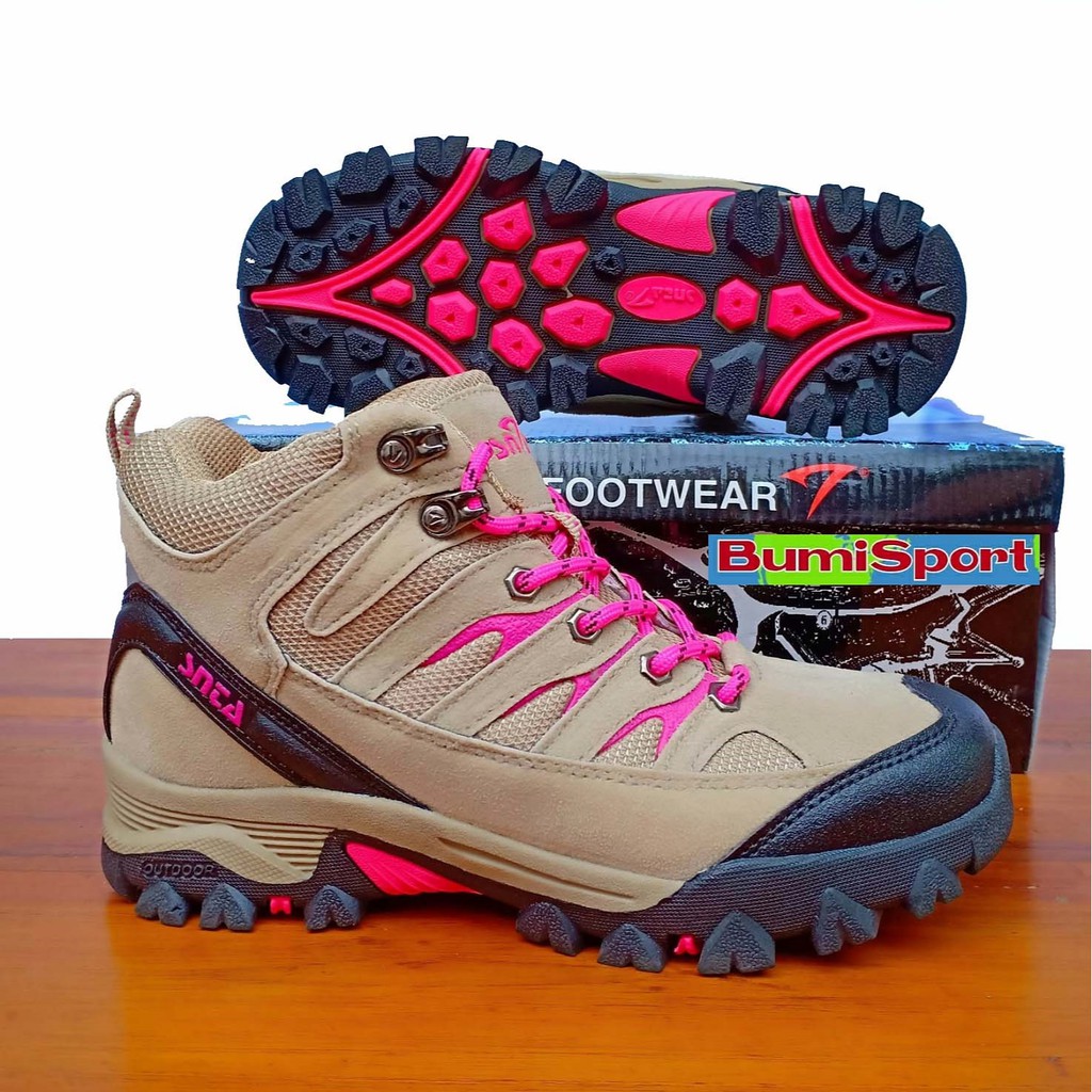 Jual Sepatu gunung wanita snta 605 Beige trekking hiking adventure ...