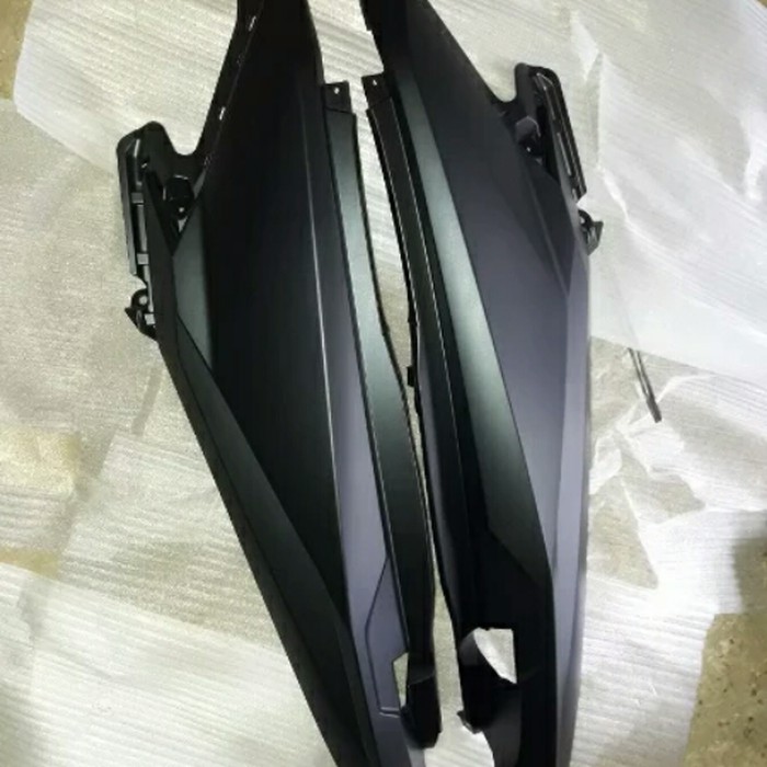 Jual Body Vario 150 LED 2015 2016 2017 set kiri kanan hitam dop dan ...