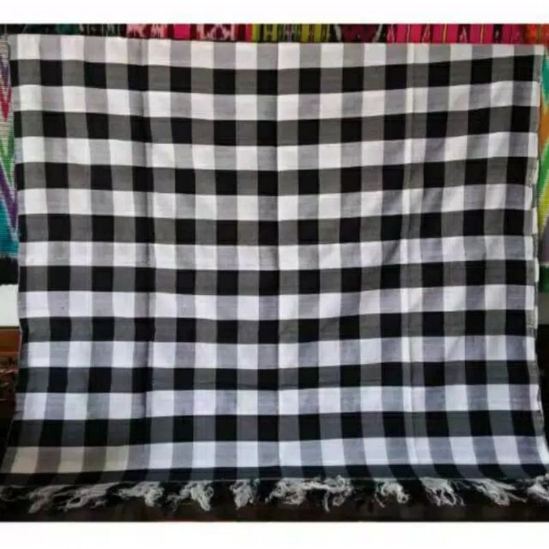 Jual kain poleng kotak catur hitam putih khas adat bali | Shopee Indonesia