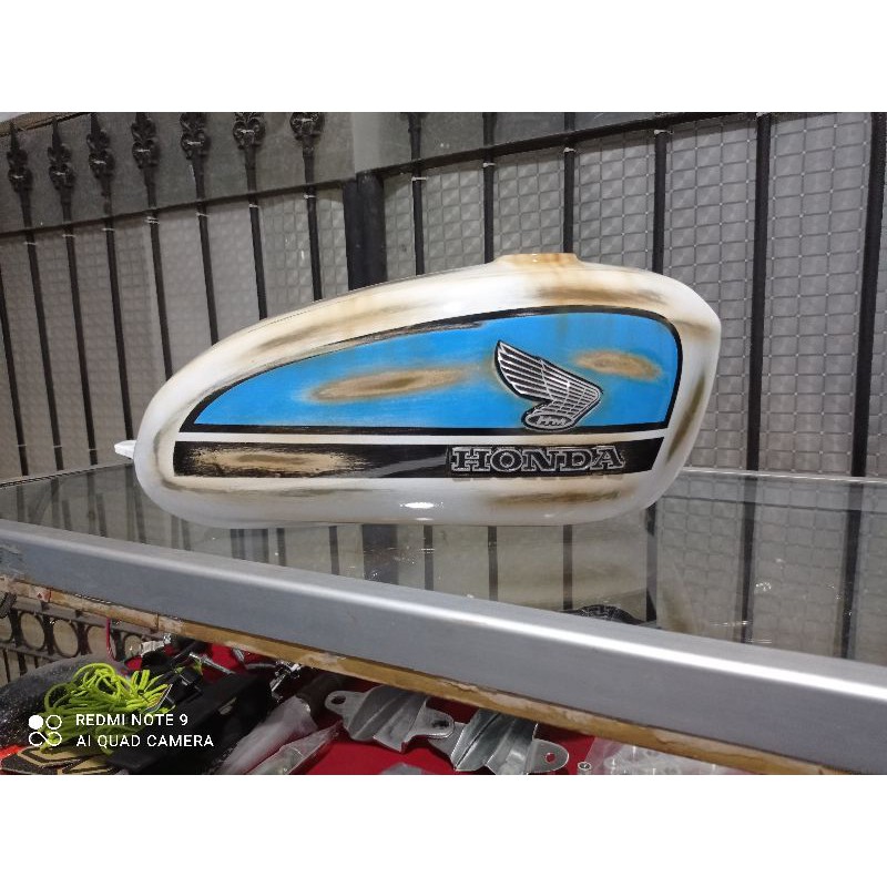 Jual Tangki cb100/cb glatik versi dilan bladus biru putih | Shopee ...