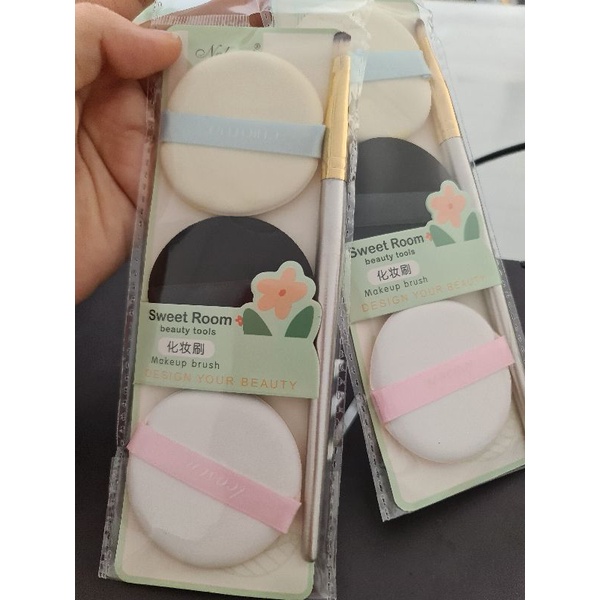 Jual Sponge bedak wajah set isi 3 + kuas eyeshadow | Shopee Indonesia