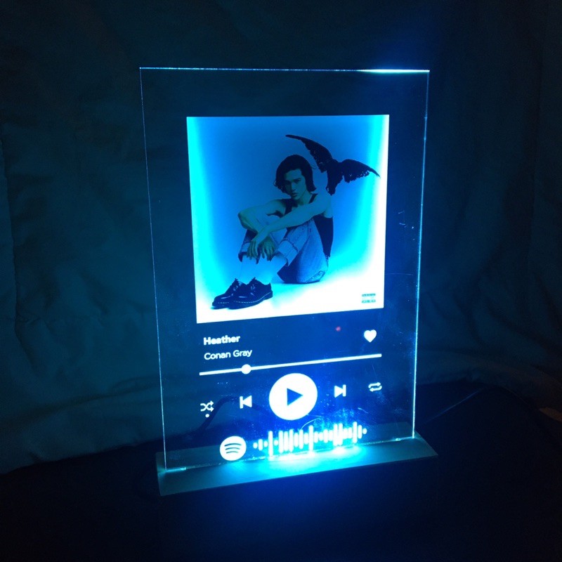 Jual HOTT!!! Acrylic Custom Spotify Sketsa Graduation dan Lampu LED ...