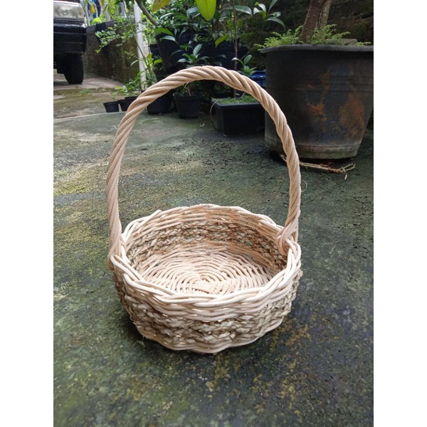 Jual keranjang parsel rotan/ kerajang tabur bunga /keranjang rotan D12 ...