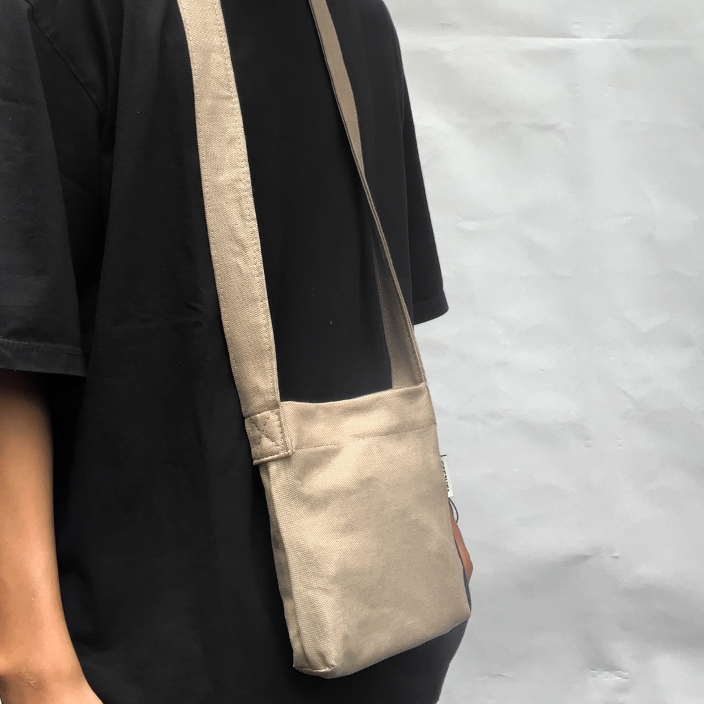 Jual MINI CANVAS BAG - Tas Selempang Kanvas Sling Bag Canvas | Shopee ...