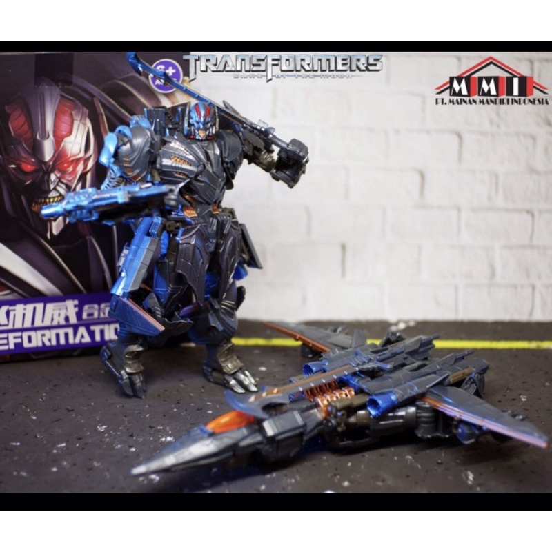 Jual Mainan robot action figure transformers megatron pesawat tempur ...