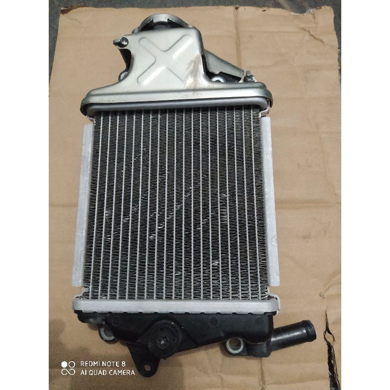 Jual RADIATOR VARIO 125 pnp 150 LED KZR K59 ORIGINAL | Shopee Indonesia
