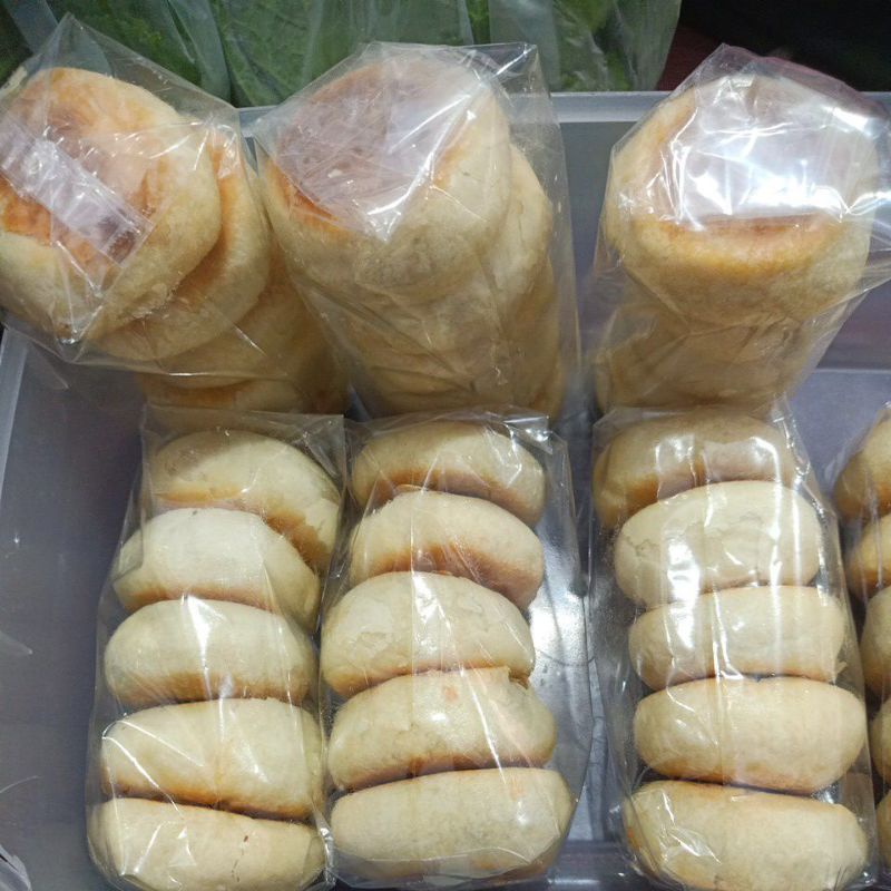 Jual Kue pia vegetarian kwe pie kalimantan isi tausa isi kacang hijau ...