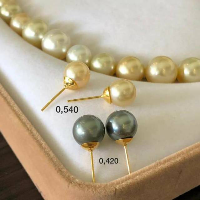 Jual Giwang tusuk emas 22k dengan mutiara air laut | Shopee Indonesia