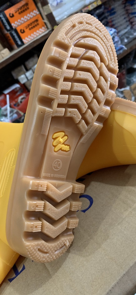 Jual Sepatu boots karet kuning dan hijau yumeida (size 38-43) | Shopee ...