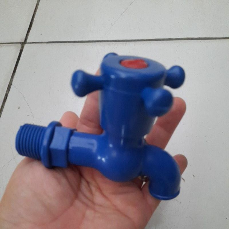 Jual Kran air 1/2 inch kran tembok kran taman keran air 1/2" pvc tebal ...