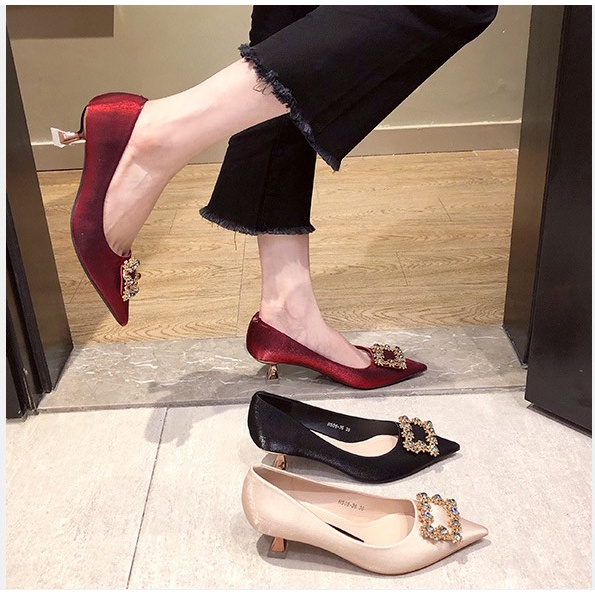 Jual Heels wanita model terbaru import kekinian Sepatu wanita import ...
