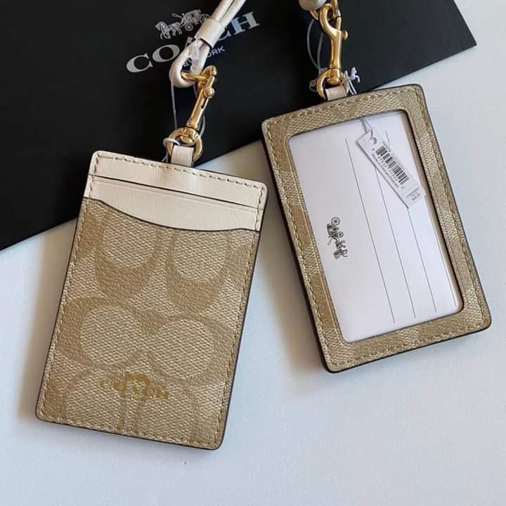 Jual Name Tag Coach Lanyard Id Card Case in Signature - 100% Original ...