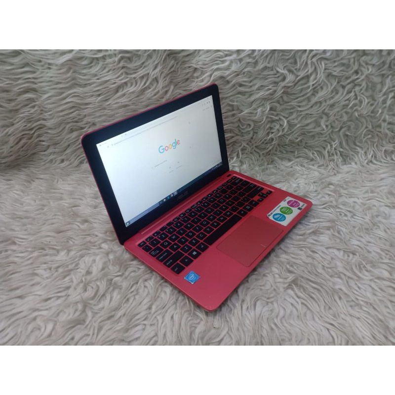 Jual Notebook Asus E202s Ram 2gb HDD 500gb intel Celeron Siap pakai Di ...