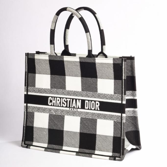 Jual CD BOOK TOTE LARGE - CANVAS BAG - BLACK - WHITE ADS6156A | Shopee ...