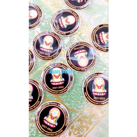 Jual pin custom ukuran 4cm magnet | Shopee Indonesia