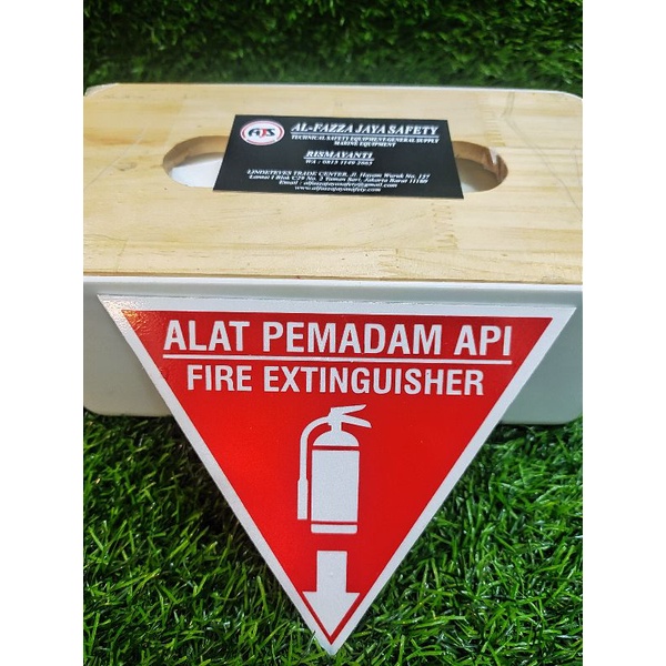 Jual Sign Rambu Alat Pemadam Api / Rambu Plat Seng 15×15/Rambu Apar ...