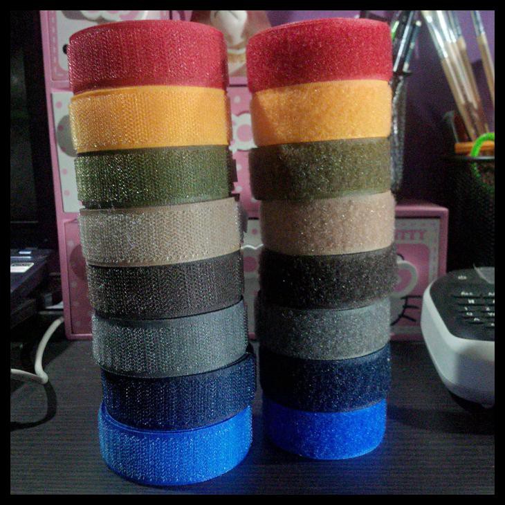 Jual VELCRO WARNA-WARNI/PEREKAT 1"(2,5CM) | Shopee Indonesia