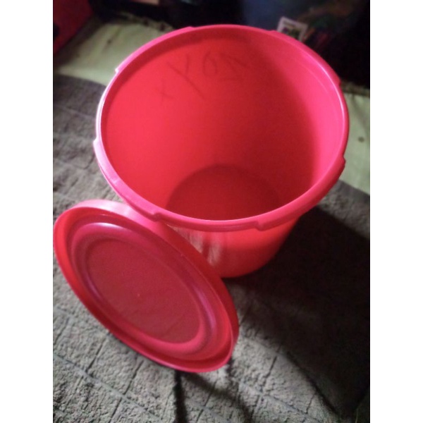 Jual ember es krim diamond bekas pabrik uk 8 liter | Shopee Indonesia