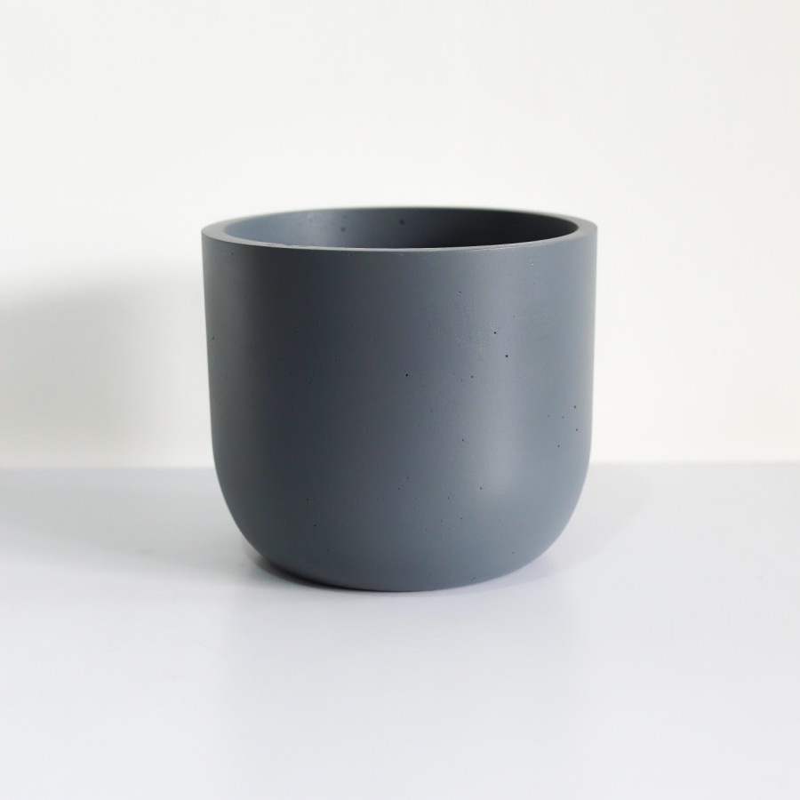 Jual SIGNATURE CONCRETE POT 19cm CAPSULE | Pot Bunga / Pot Tanaman ...