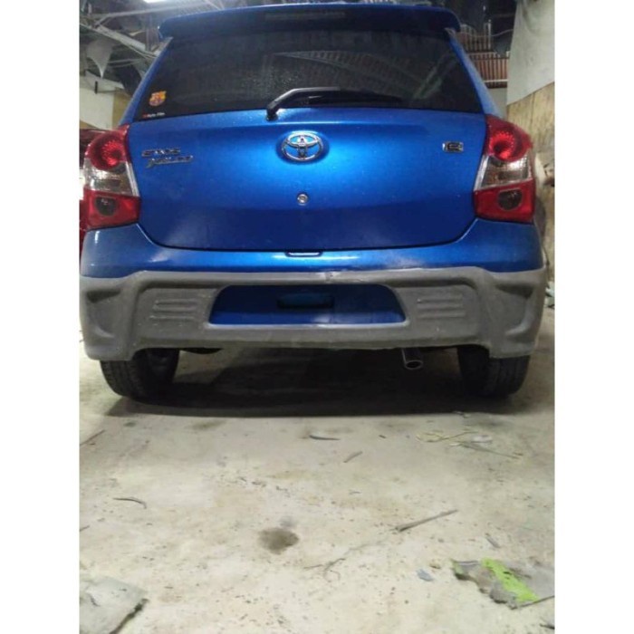 Jual bodykit ETIOS VALCO TOM'S . BUMPER BODIKIT BODY KIT GRADE-A | Shopee Indonesia
