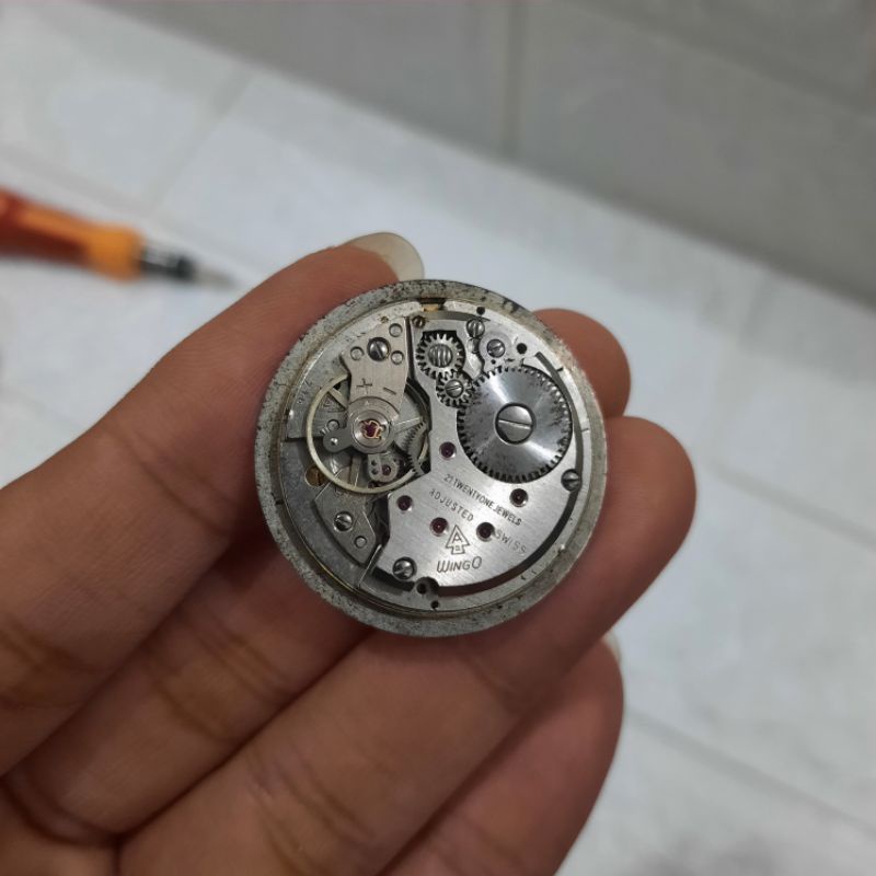 Jual Mesin Jam Tangan Wingo Manual Winding (butuh servis) | Shopee ...
