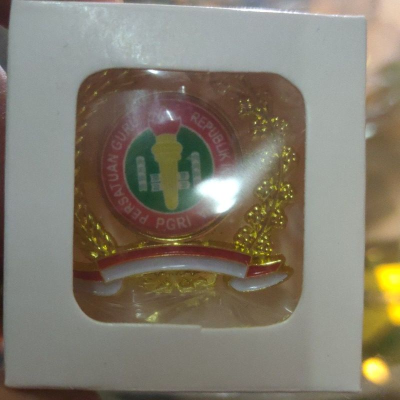 Jual PIN PGRI kuningan dan pon korpri peniti magnet | Shopee Indonesia