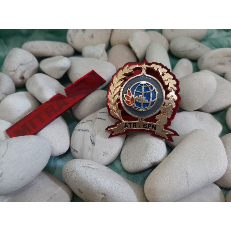 Jual Pin BPN Warna Abu | Shopee Indonesia