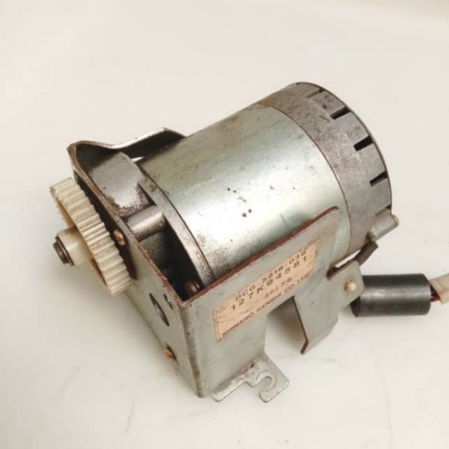 Jual MOTOR DC BRUSHLESS 12V DRIVE PEREDAM POROS 8MM | Shopee Indonesia