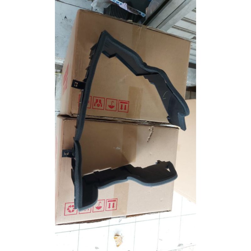 Jual plastik radiator bagian atas calya-sigra 1.2 cc 88561-bz700 utk ...