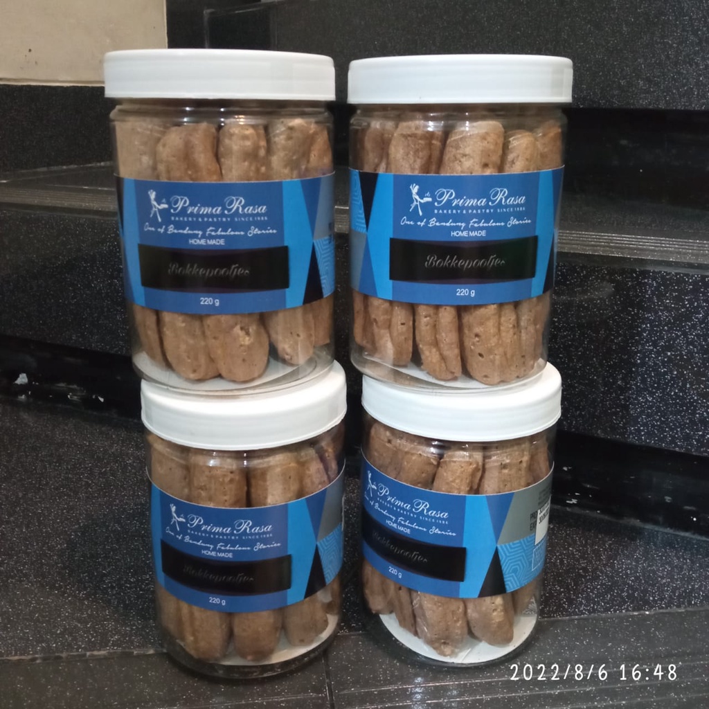 Jual READY 27 SEP 2025 - BOKKEPOOTJES CHOCOLATE COKLAT TABUNG 14 CM ...