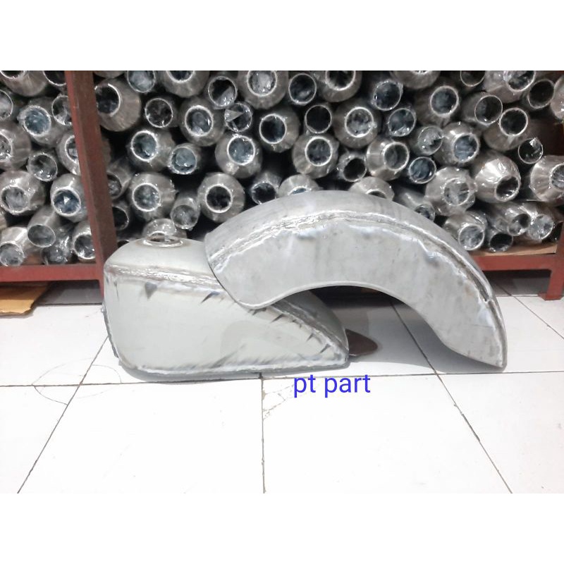 Jual spakbor harley dan tangki custom sporster paket japstyle harley ...