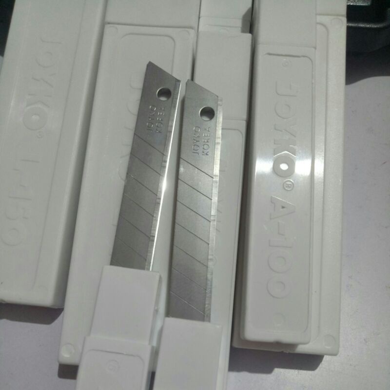 Jual isi Pisau Cutter Joyko A-100 isi pisau cutter L-150 refill cutter besar refill cutter kecil ...