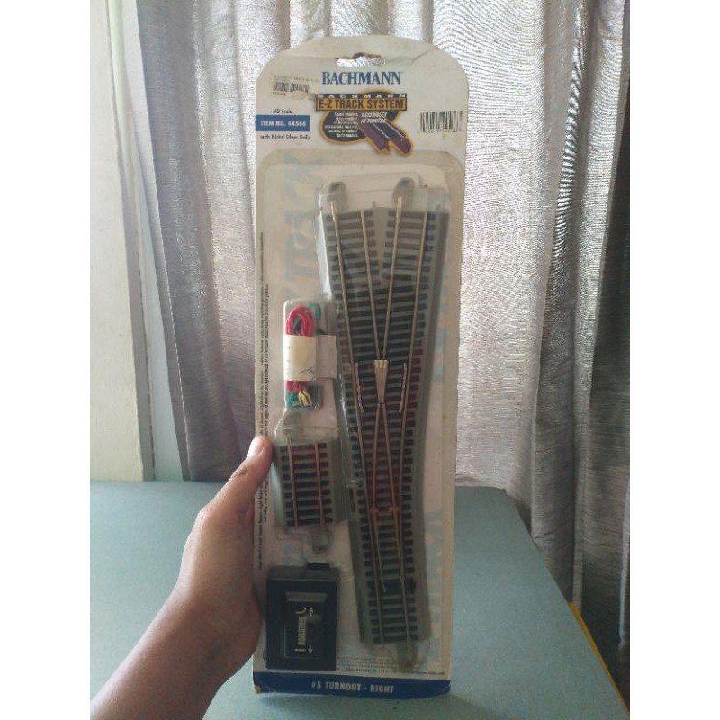 Jual miniatur wesel kanan kereta api merek bachmann ez track | Shopee ...