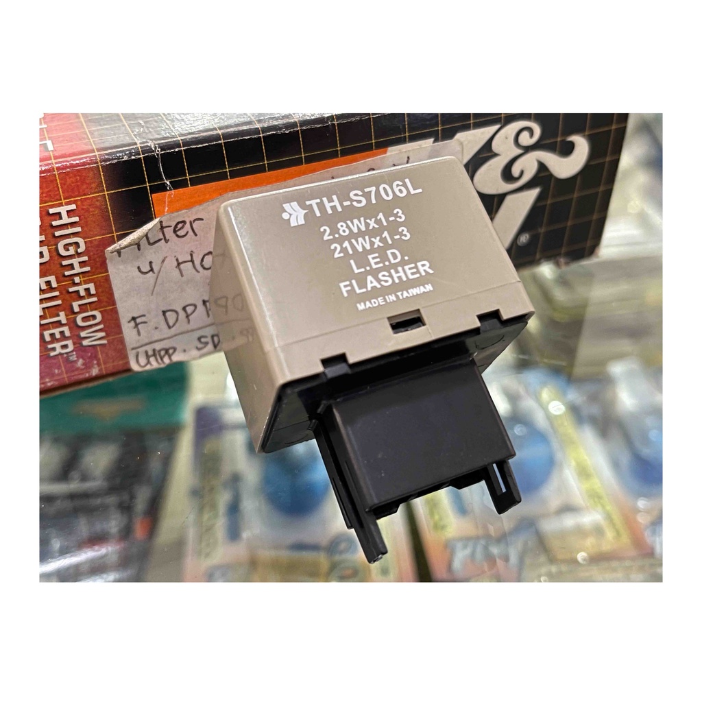 Jual LED Flasher Toyota 8 Pin Made in Taiwan | Shopee Indonesia