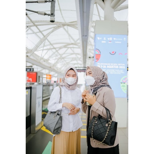 Jual LEICA BAG BY RELOASTORY RESALLER RESMI | Shopee Indonesia