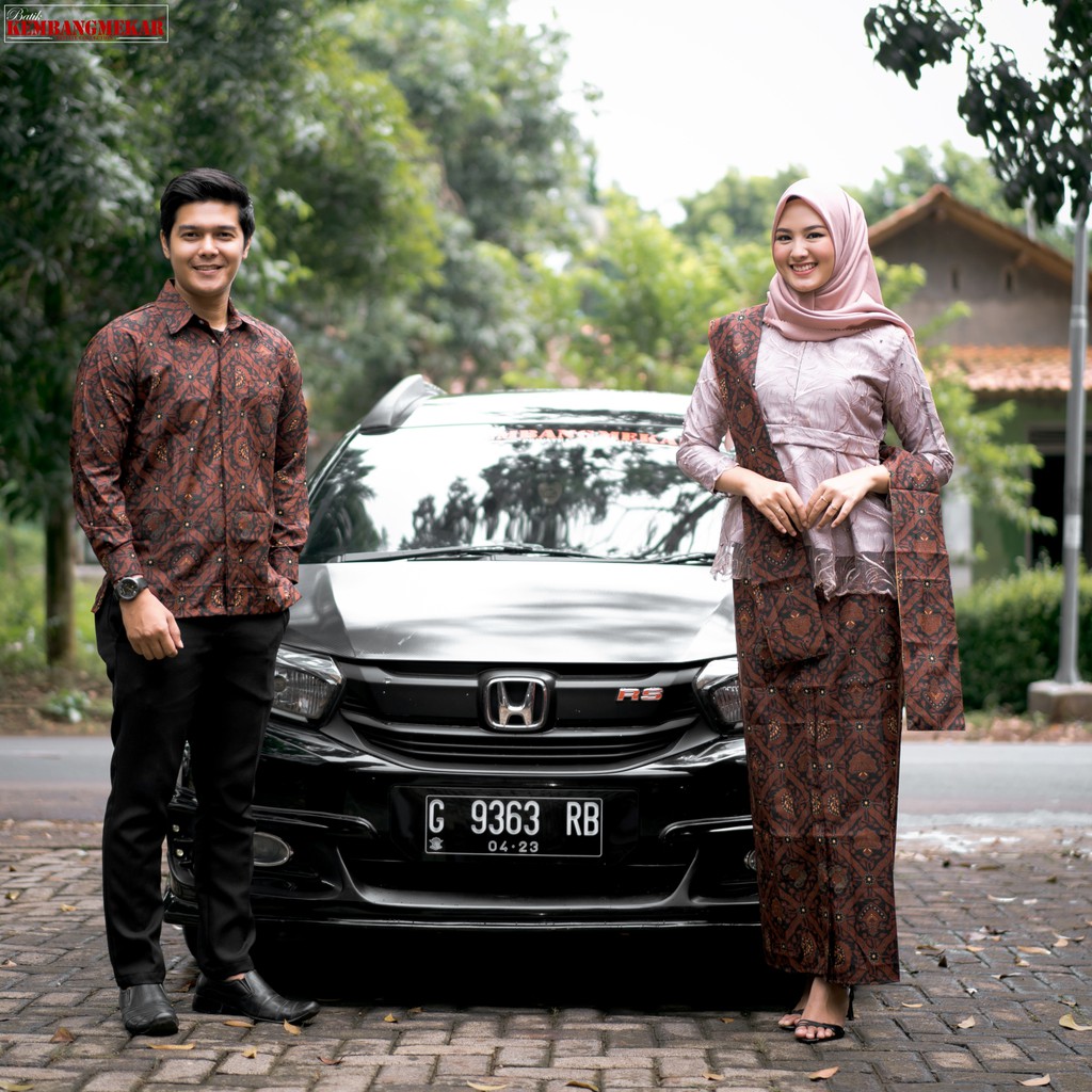 Jual COUPLE BATIK EXLUSIVE KEMEJA DAN ROK WIRON | Shopee Indonesia