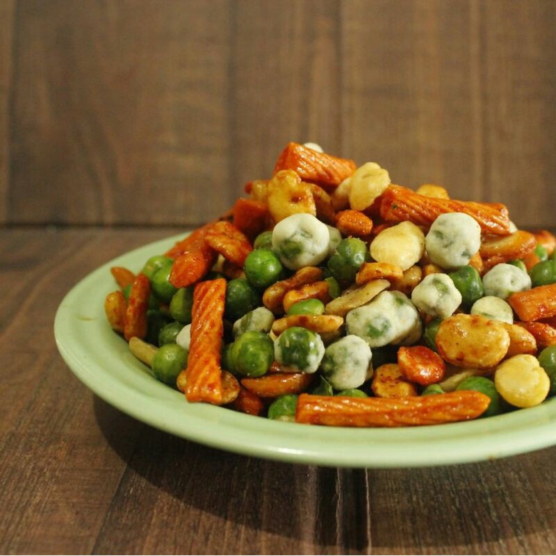 Jual KACANG MIX 1kg / cemilan / snack / murah | Shopee Indonesia
