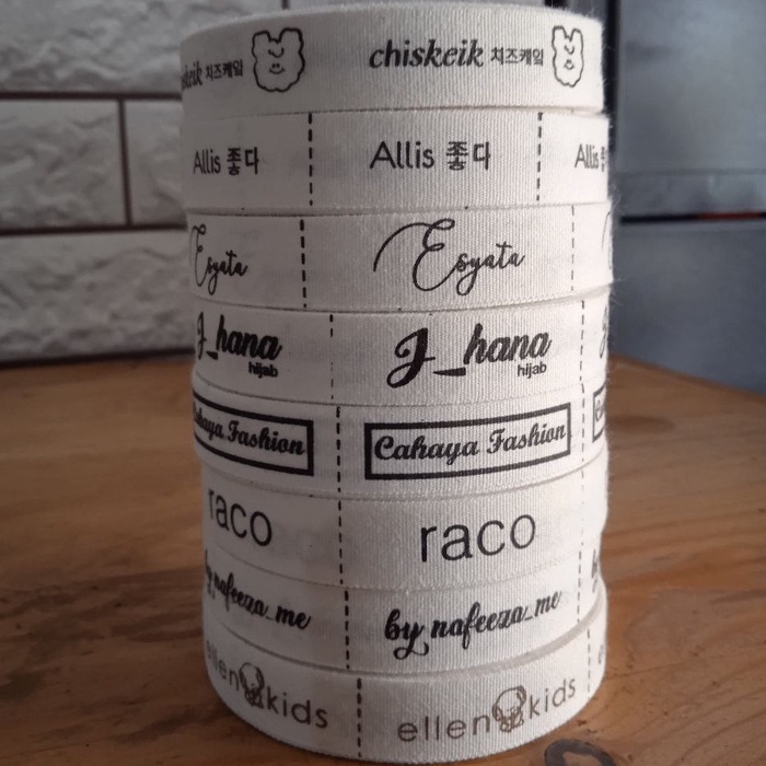 Jual Label baju / Label Katun / Label /label woven custom sablon merek ...